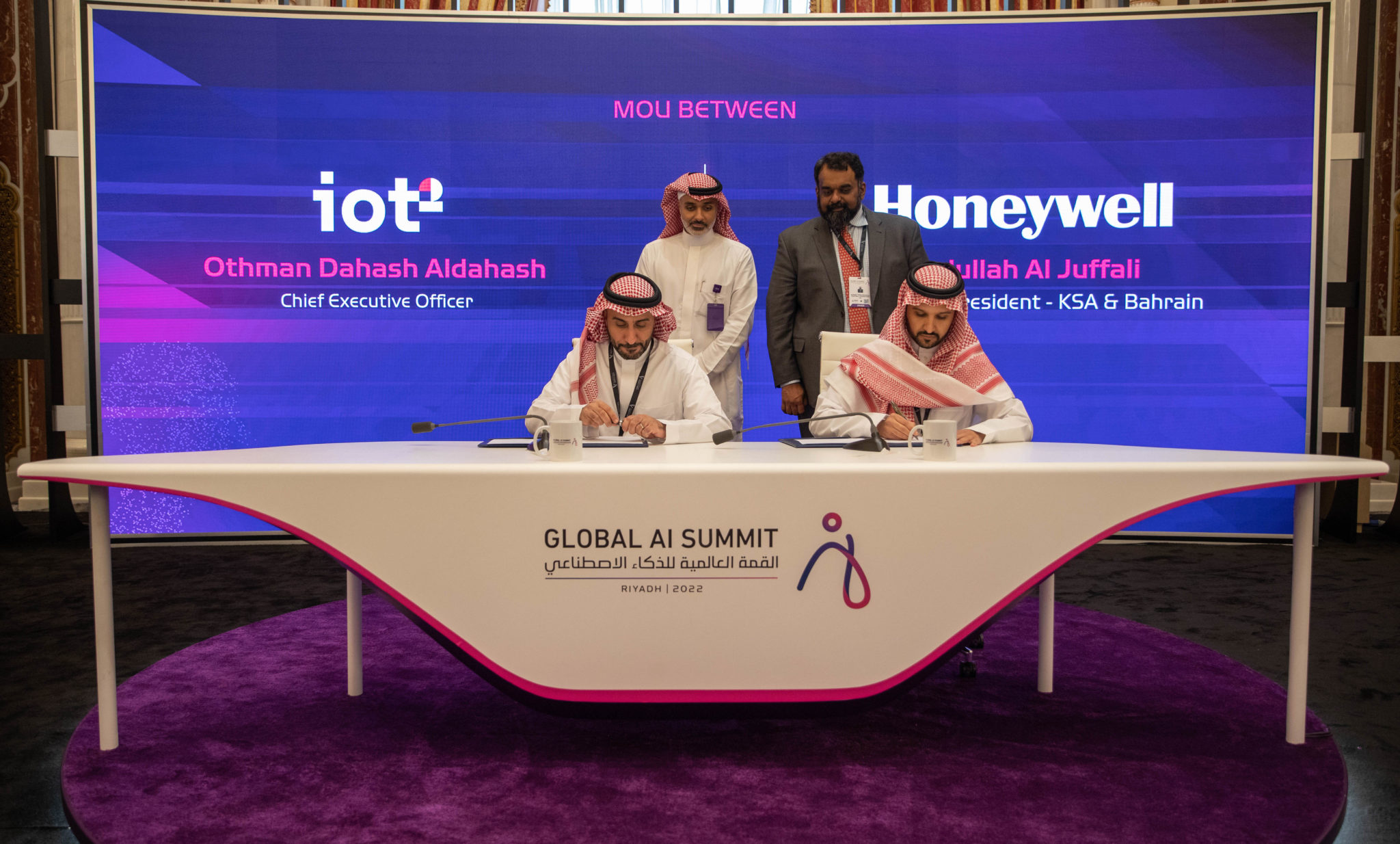 HONEYWELL AND IoT-SQUARED WORK TOGETHER TO ENABLE TECHNOLOGY ADOPTION ...